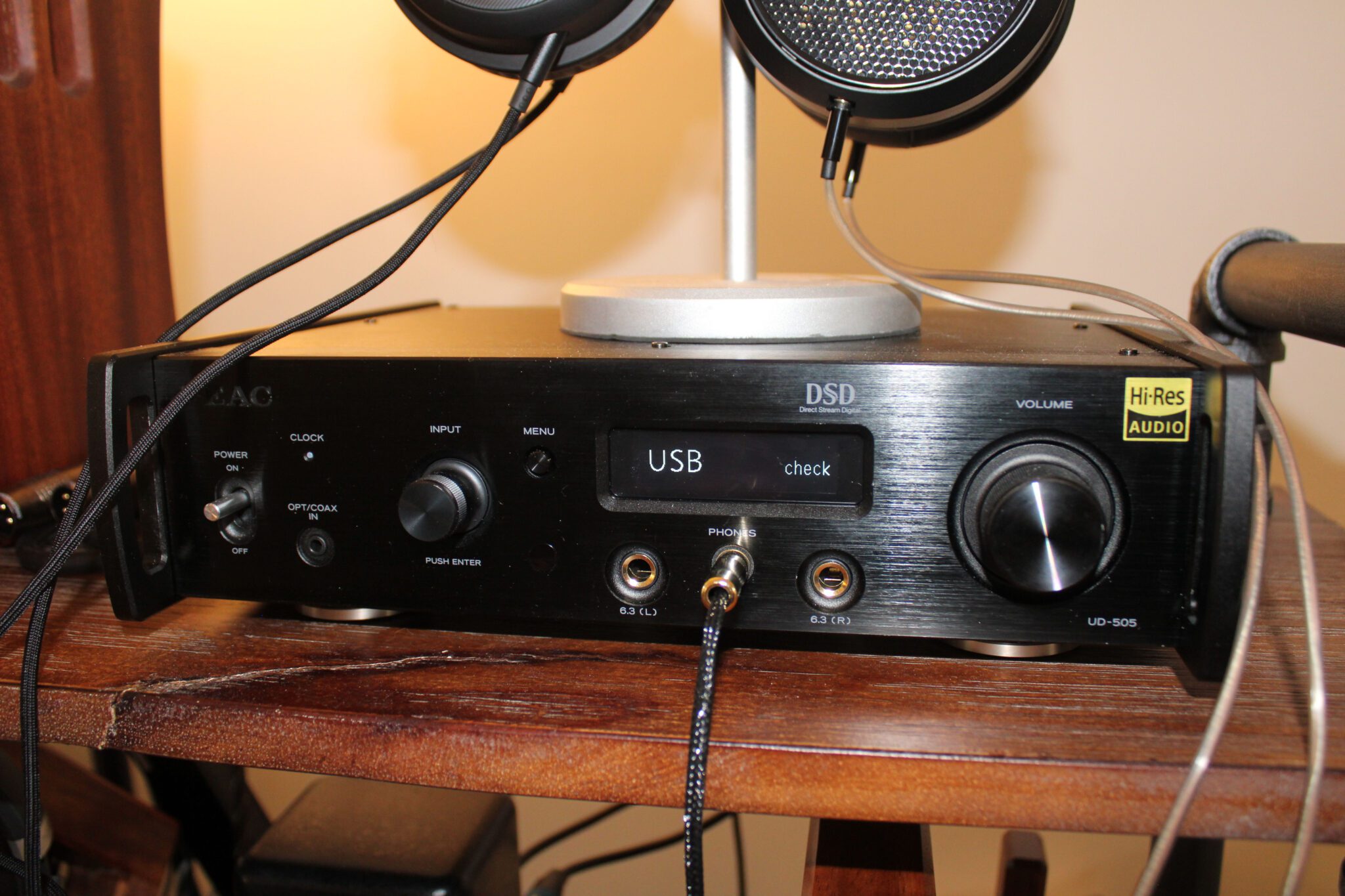 Teac-UD-505-unit-front | Audiofool Reviews